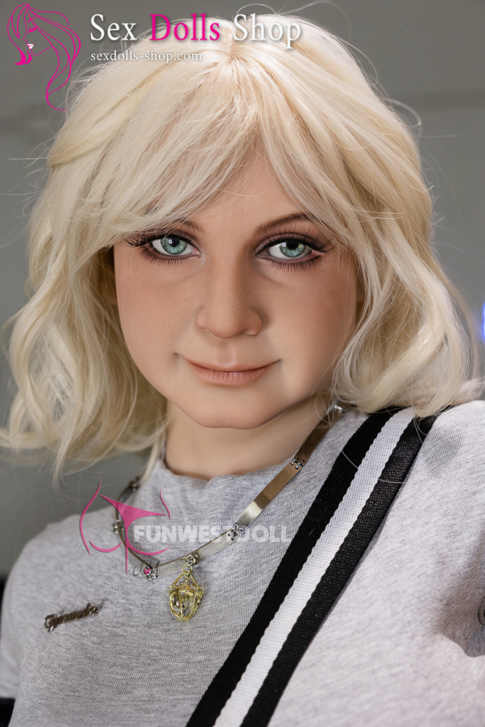 4’7 (140cm) G-Cup – Sexdolls Shop